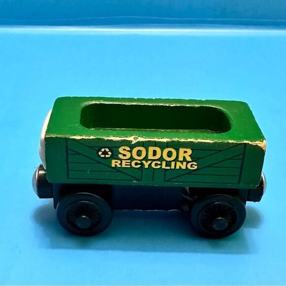 Thomas & Friends | Toys | Thomas Friends Woodenrailway Recycling Cars ...